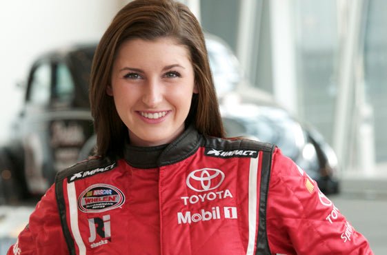 WELCOME ANNABETH BARNES TO TEAM BLENDERBOTTLE